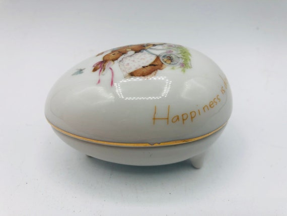 Vintage Tiny Talk Porcelain Footed Egg Trinket Box ma… - Gem