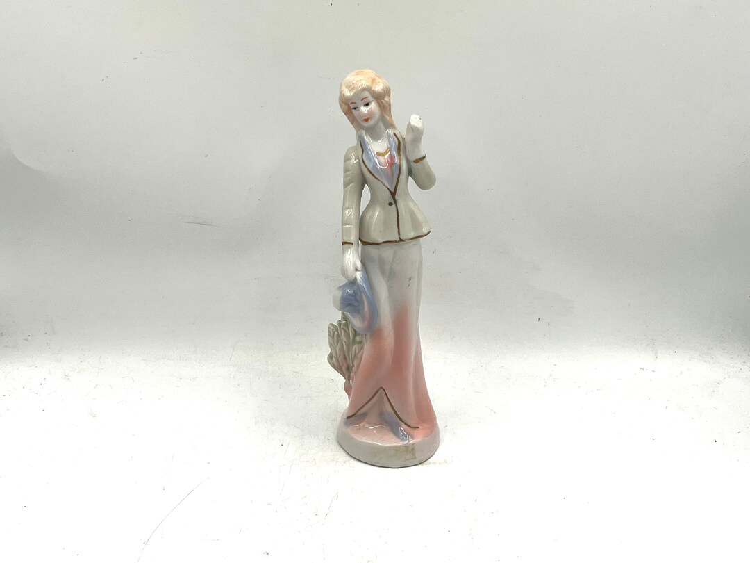 Vintage Lady Figurine, Victorian Style, Ceramic Lady, Pink White Blue ...