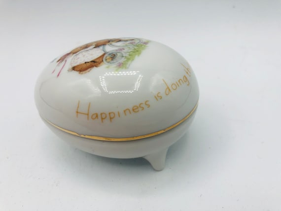 Vintage Tiny Talk Porcelain Footed Egg Trinket Box ma… - Gem