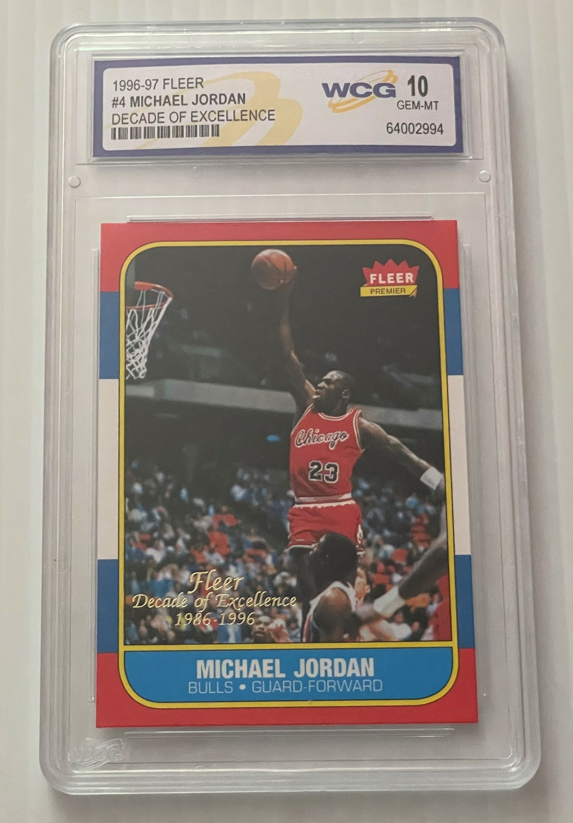 Hard to Find MICHAEL JORDON 1996-97 Fleer #4 Decade of Excellence 1986 ...