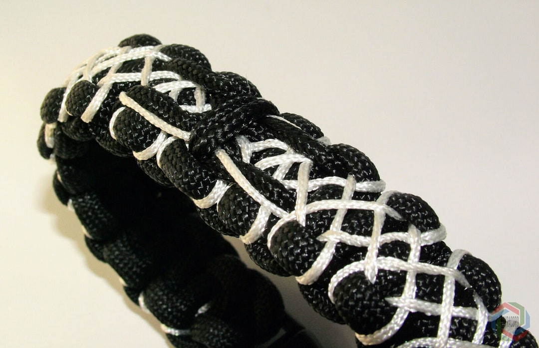 Spider Bracelet - Spiders Web Spiderman Paracord Bracelet Spooky Gothic ...