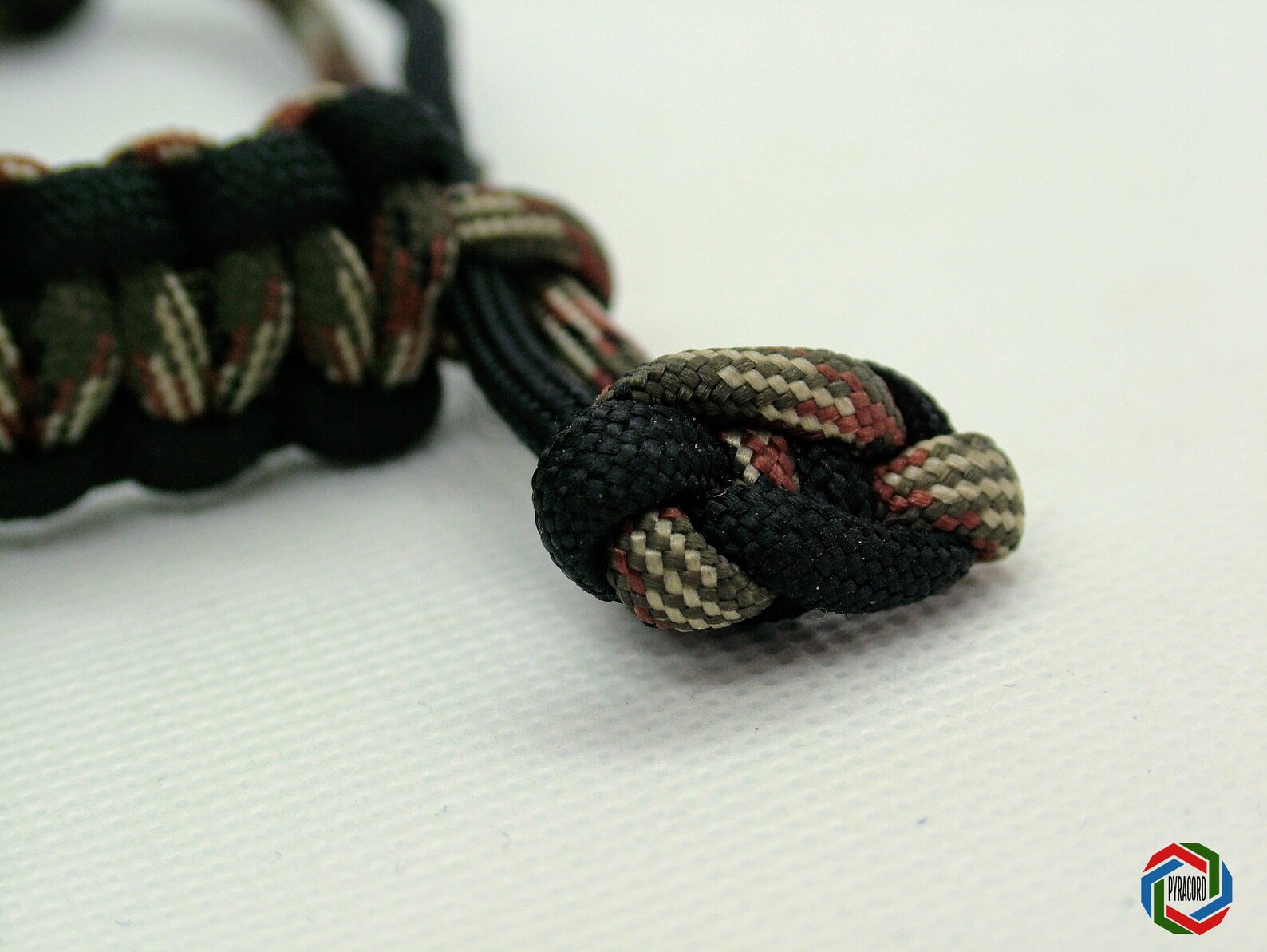 Brass Bead Compass Paracord Bracelet THE TREKKER Camo | Etsy