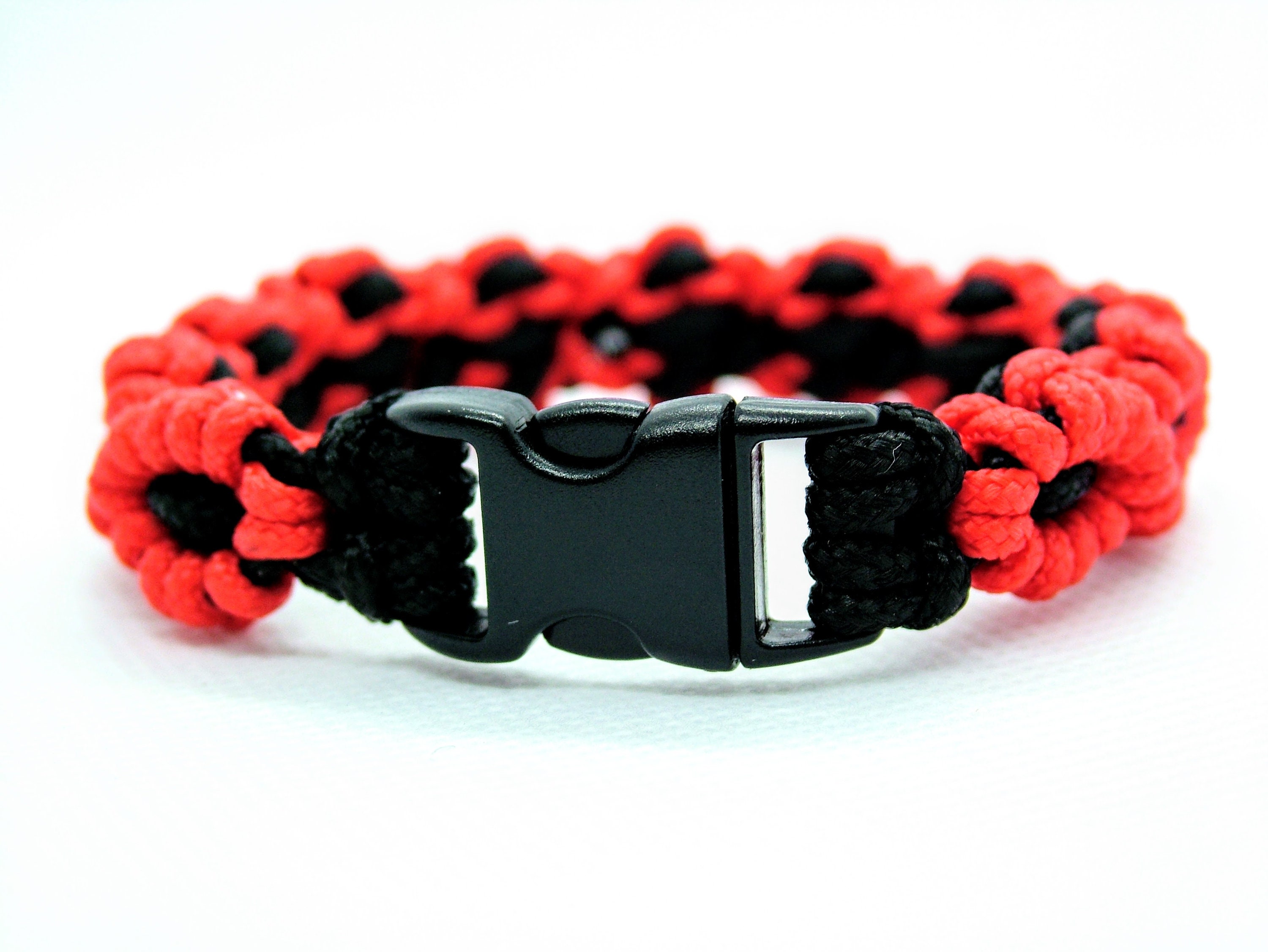 Handmade Poppy Bracelet Macrame Flower Bracelet for Girls - Etsy UK
