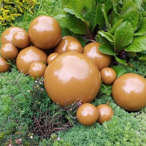 Rusty Metal Garden Ball Set: Rustic Outdoor Home Decor - Etsy