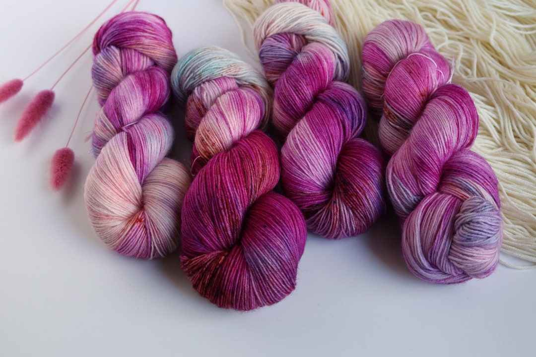 Purple Gradient Sock Hank Yarn, Christmas Multicolor Yarn, Christmas ...