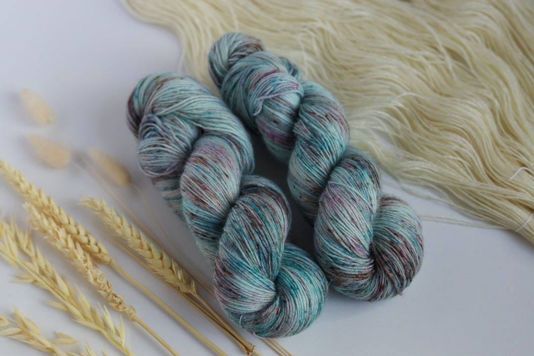 Sky Blue Tweed Yarn, Holiday Hank of Yarn Gift, Gift for Mother, 4 Ply ...