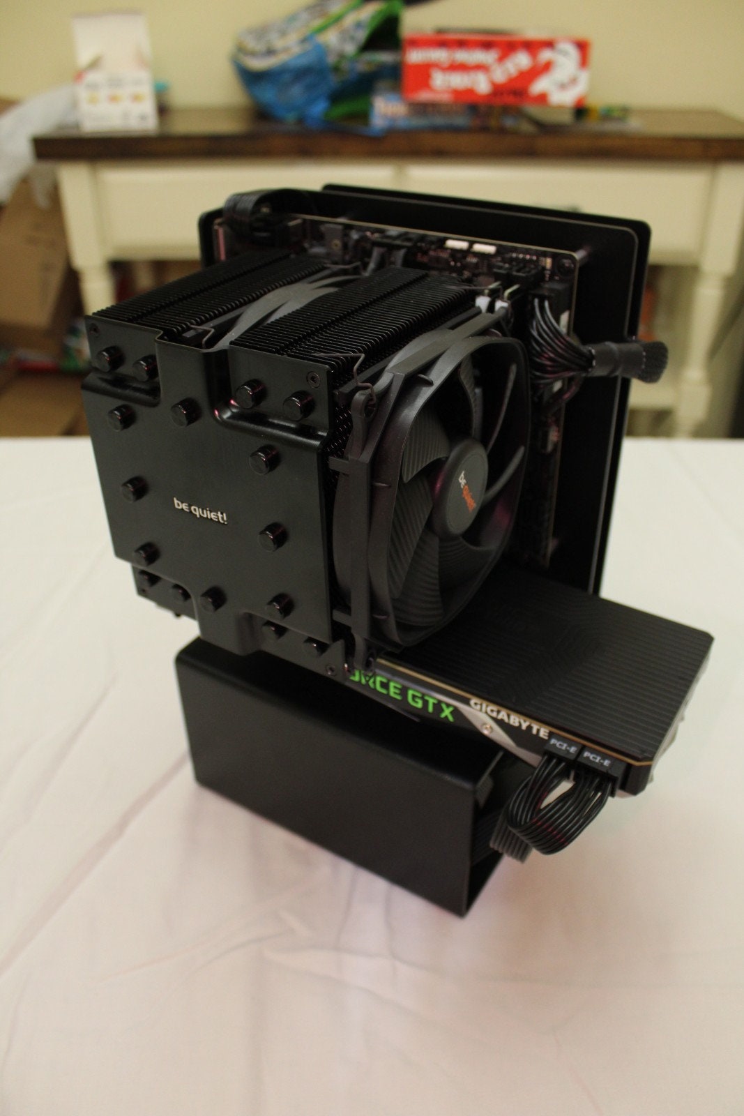 Aperio Mini ITX Open Frame Computercase Motif Monument / | Etsy UK