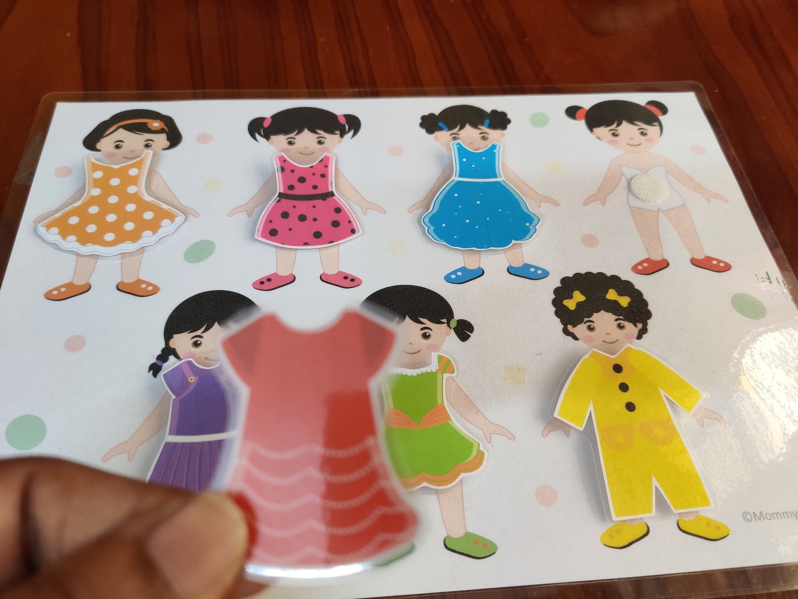 Color Match, Dress up Matching Activity, Dolls Dress up Activity Sheet ...