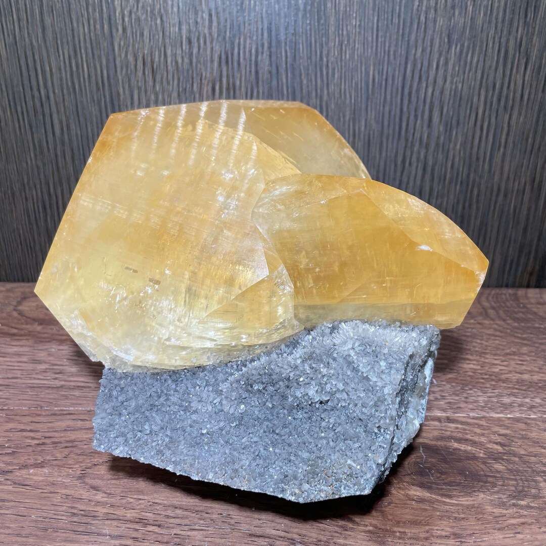 Large Inter-grown Golden Yellow Calcite Crystals With Quartz - Etsy