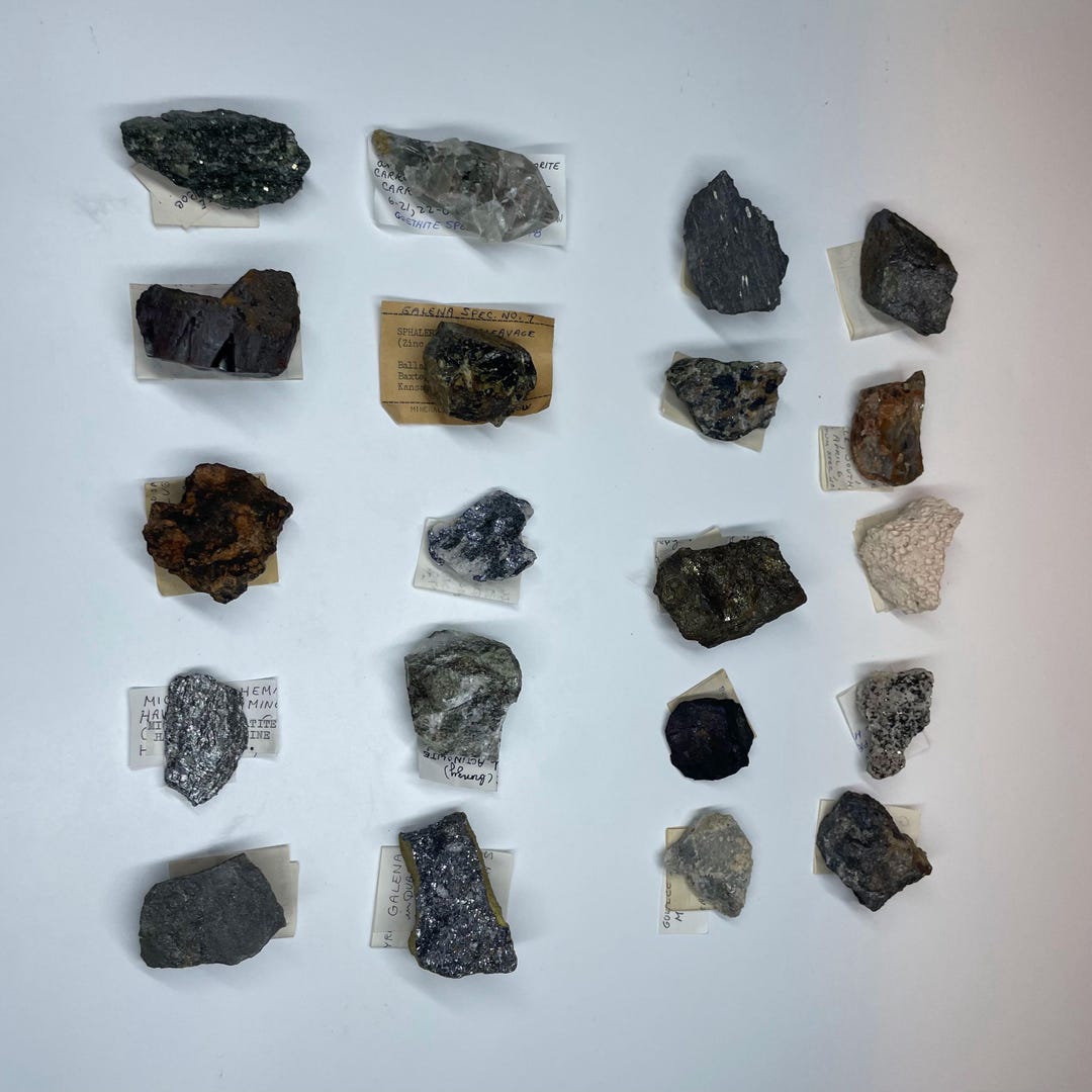 20 Mixed Minerals From an Old Collection With Labels - Etsy