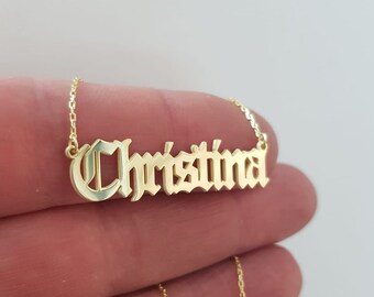 Amanda Old English Name Necklace Silver - Etsy