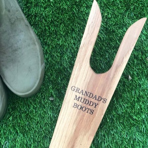 Solid Oak Boot Pull - Welly Pull - Bootjack - Gift for New Homes - Present for Dog Walkers ...