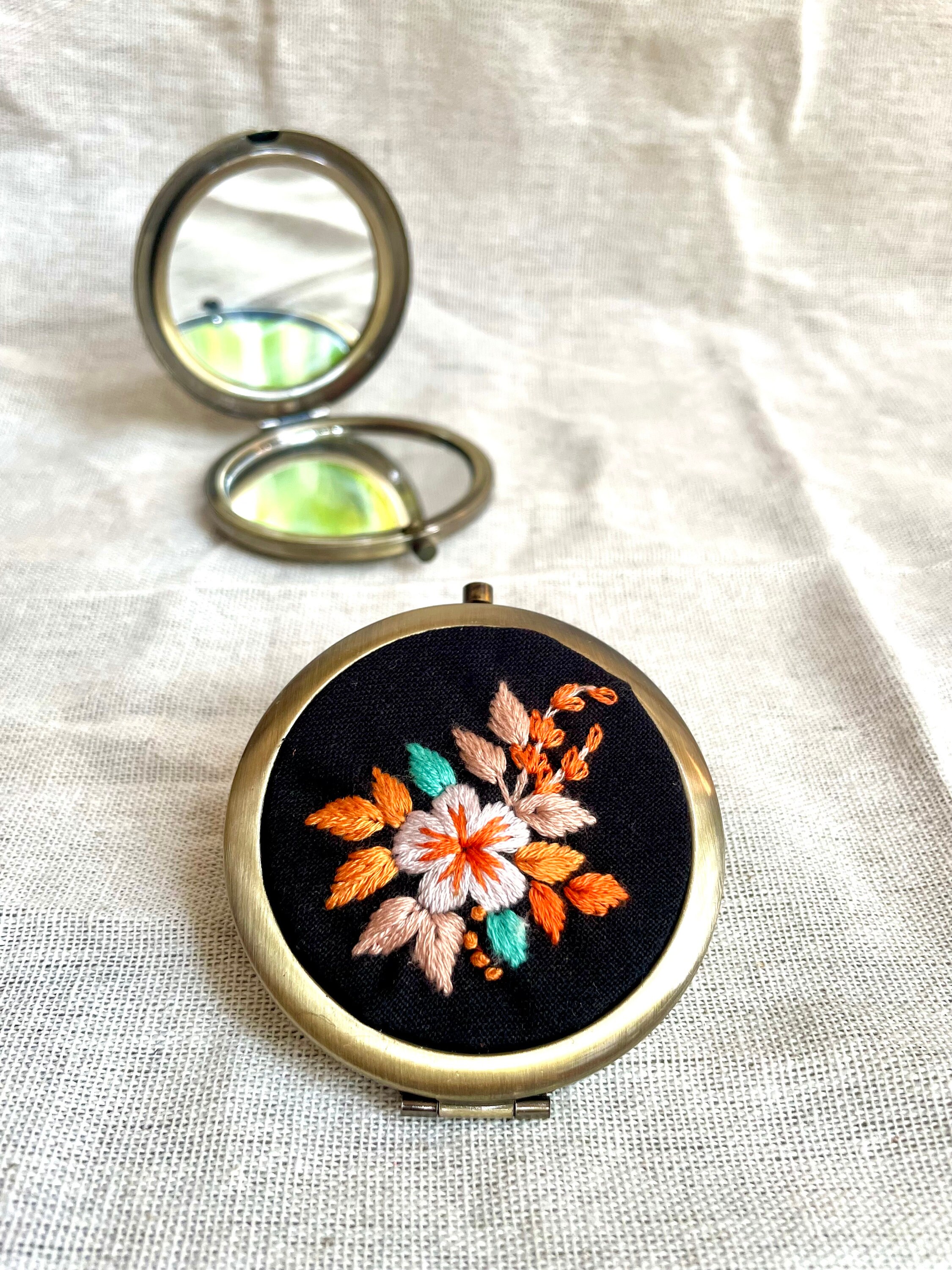 Personalized Embroidery Hand Mirror floral Embroidery Hand - Etsy