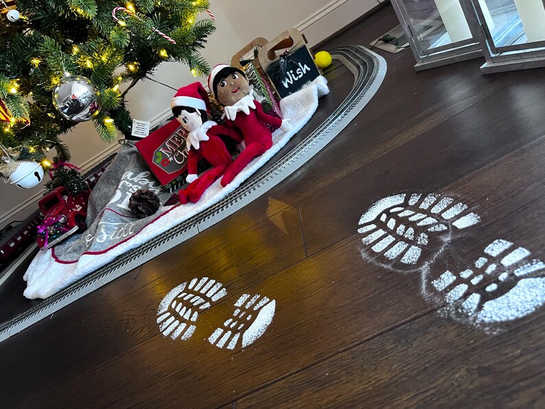 Santa's Sneaky Steps: Printable Footprint Template for Christmas Eve ...