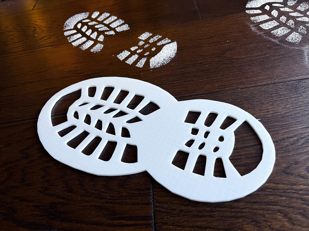 Santa's Sneaky Steps: Printable Footprint Template for Christmas Eve ...
