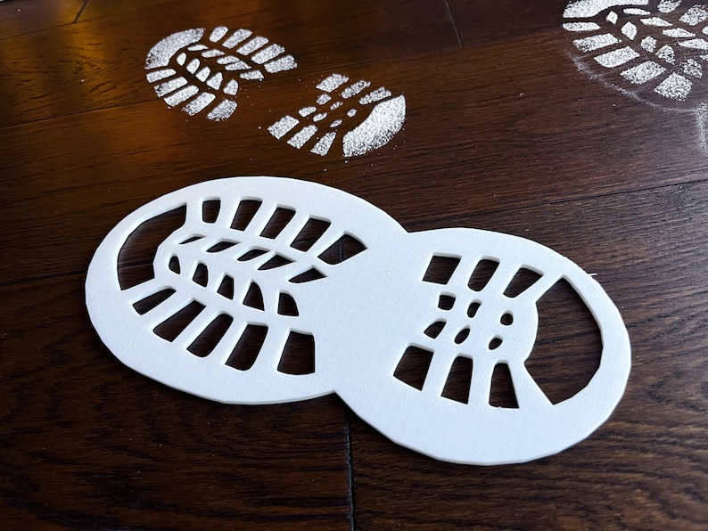 Santa's Sneaky Steps: Printable Footprint Template for Christmas Eve ...
