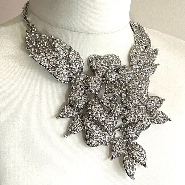 Floral Bib Necklace - Etsy