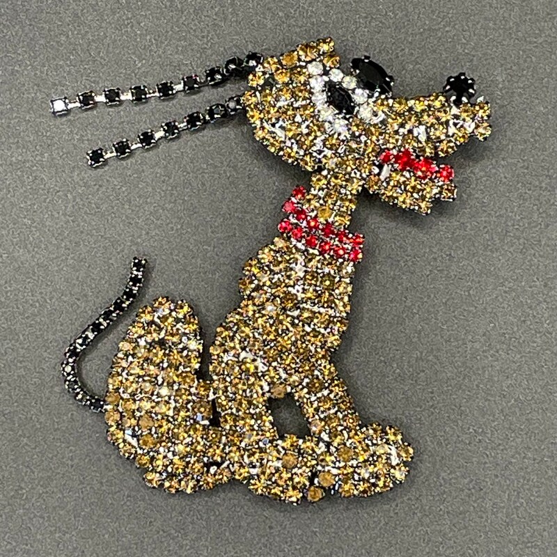 Butler Brooch - Etsy