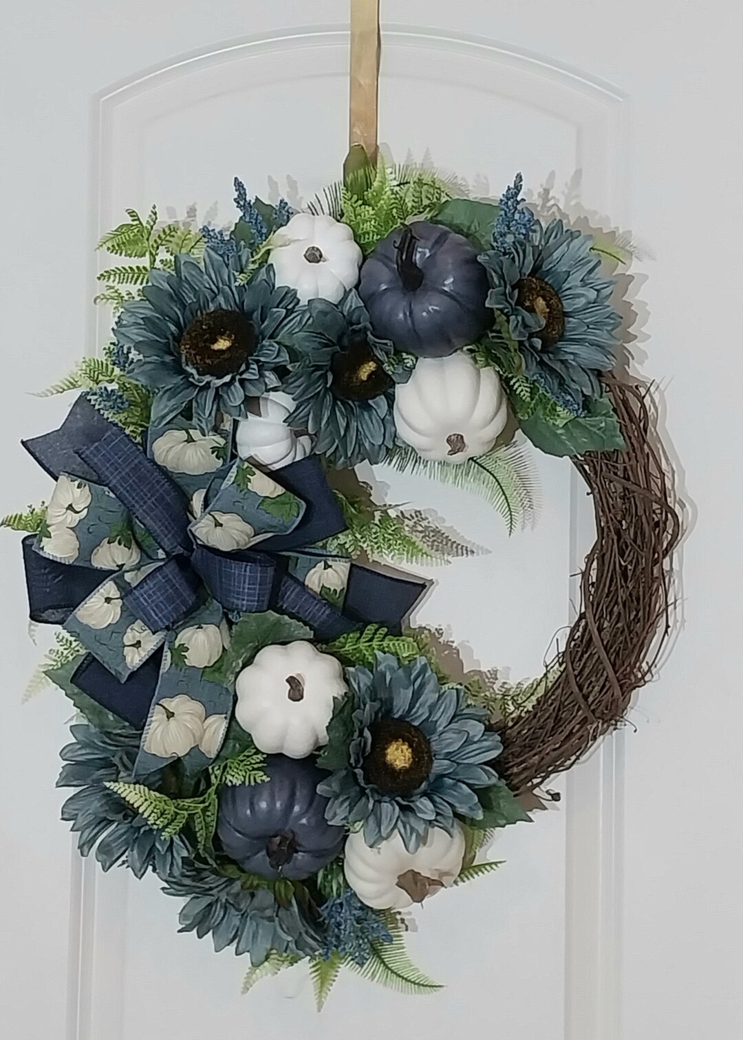 Smoke Blue Sunflower Wreath, Blue Sunflower Wreath, White & Blue ...