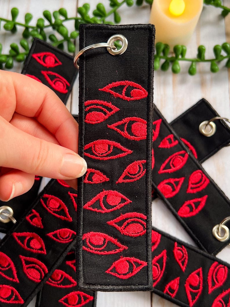 Watchful Eyes Jet Tag Keychain - Etsy