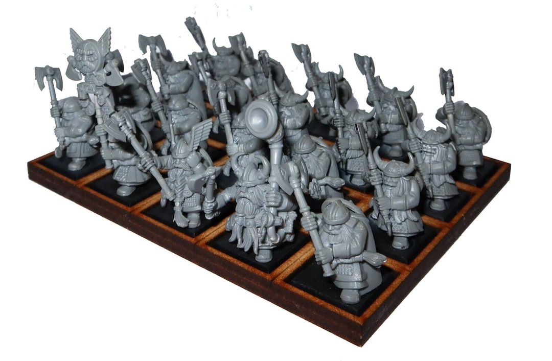 Miniature Wargame Movement Tray 20mm to 25mm Perfect for Warhammer the ...