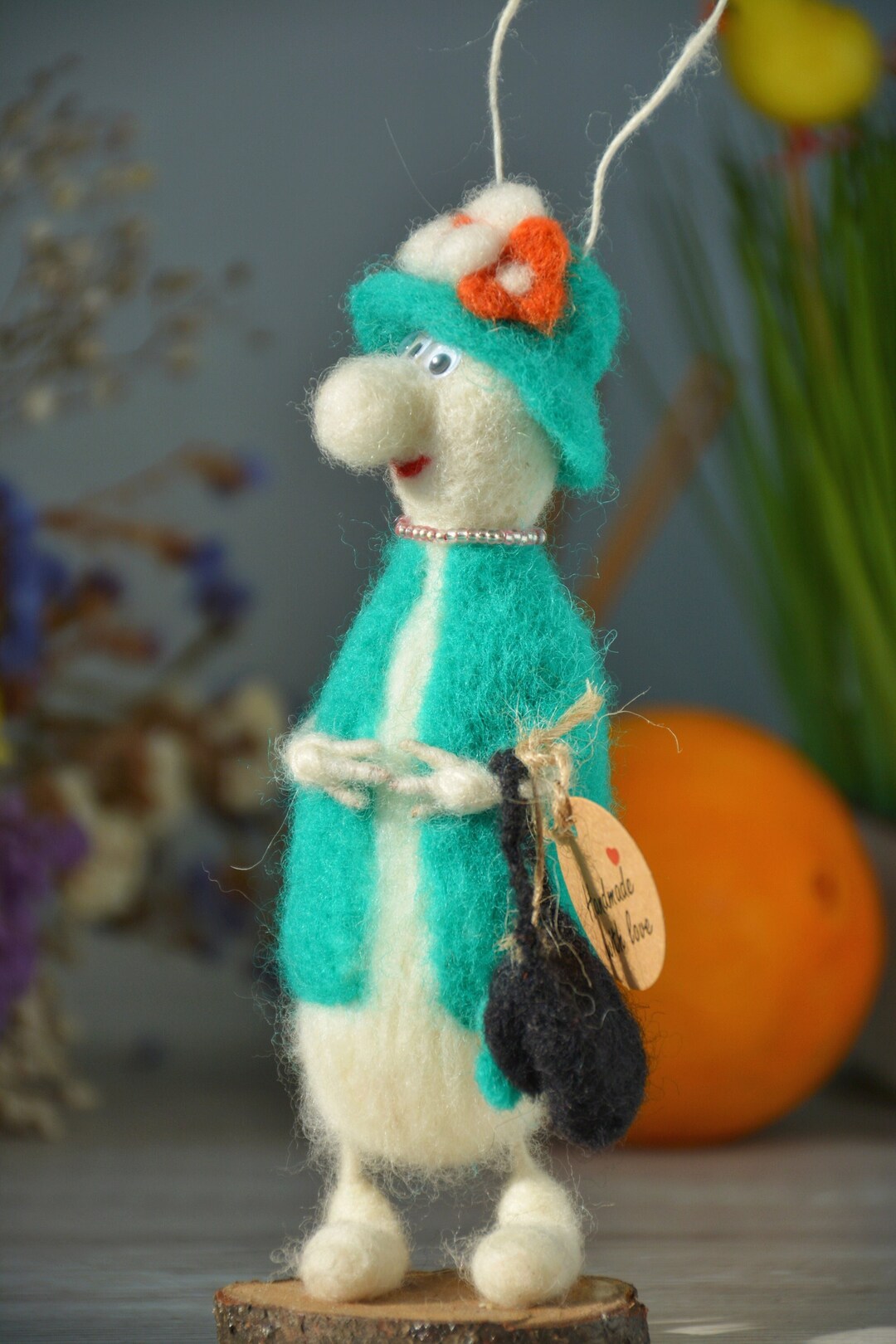 Felt Figure Queen Cockroach Needle Felted Animal Gift - Etsy