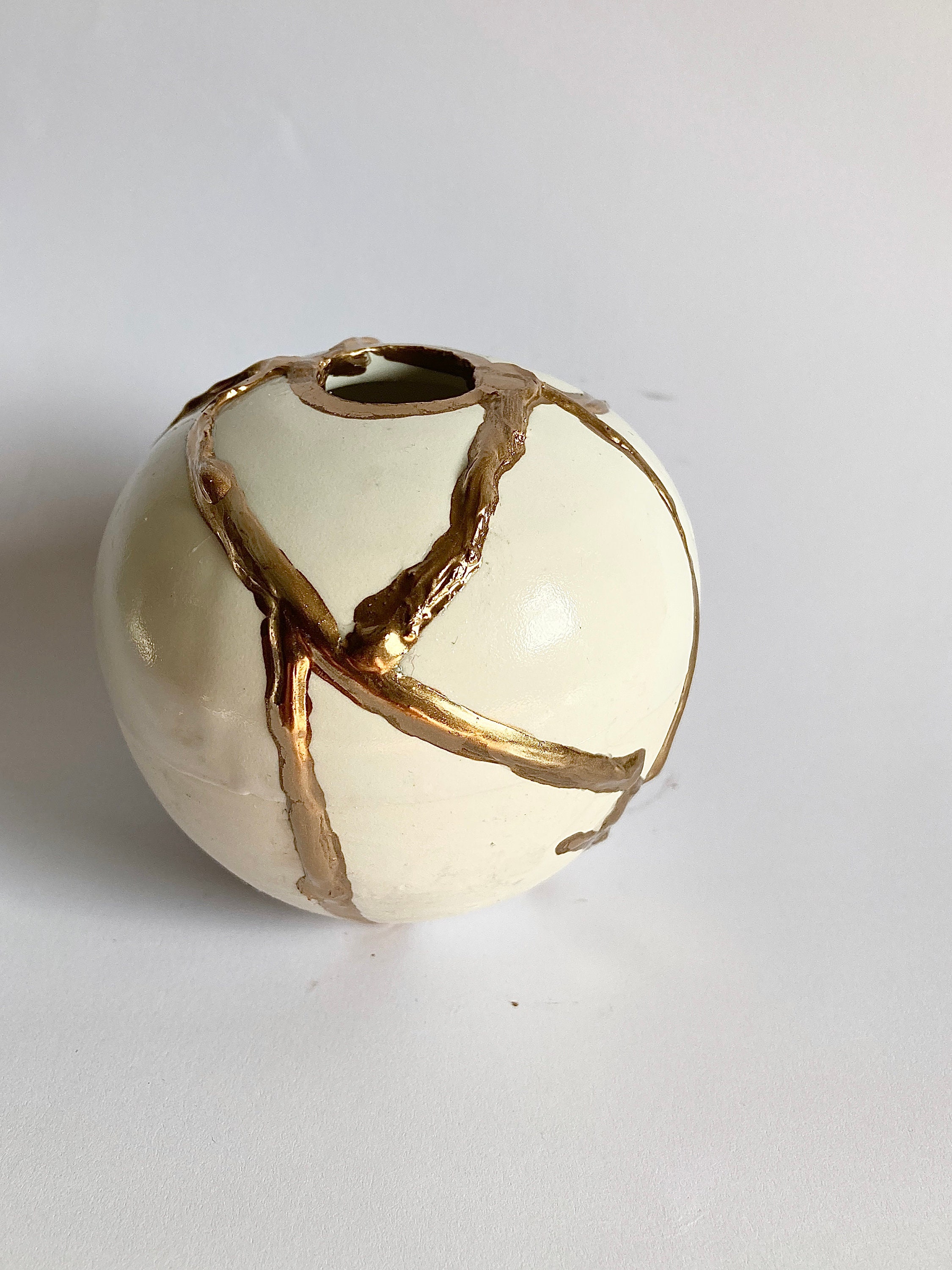 Kintsugi Mini Porcelain White Moon Jar Pot 'yuki 2' - Etsy