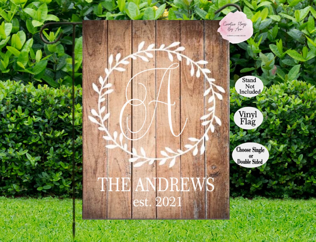 Personalized Garden Flag, Wreath Flag With Initial, Spring Flags ...