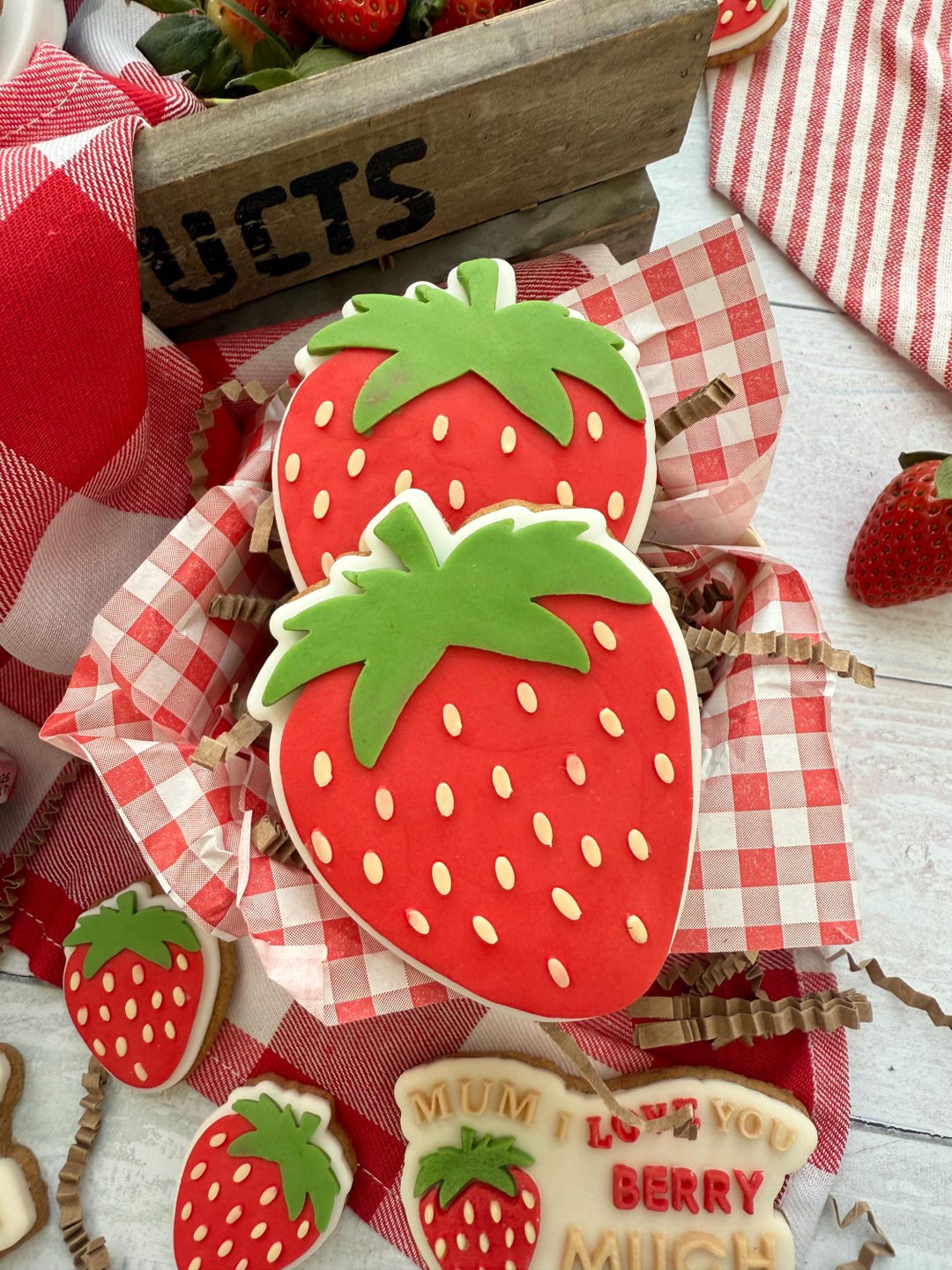 Strawberry Embosser & Cookie Cutter Combo PLA Fondant Stamp, Embosser ...