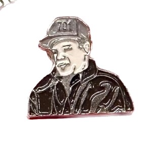 El Chapo Brown Custom Metal Enamel Hat Pin Narcos JGL 701 - Etsy