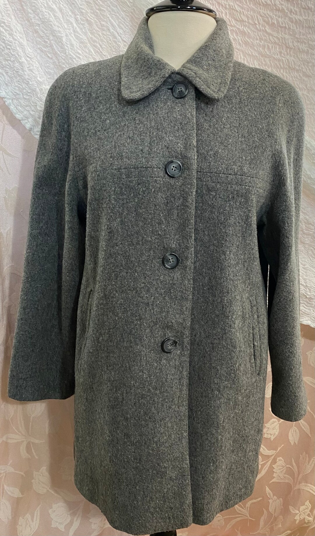London Fog Women's Coat Wool Size 14P Vintage Gray Buttons Pockets ...