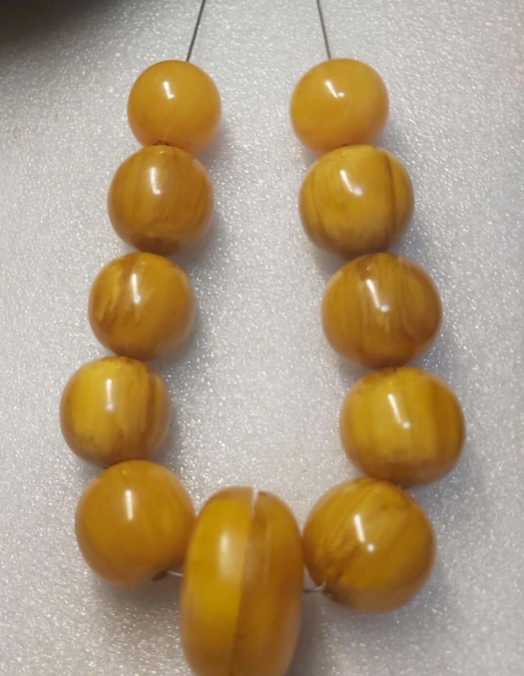 Vintage Antique Bakelite Beads 132 Gr. - Etsy
