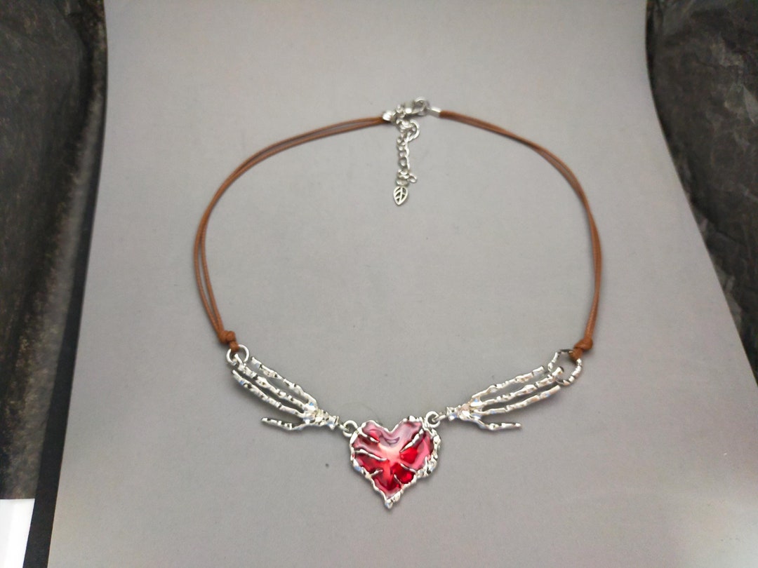 Bleeding Heart Necklace, Anatomical Heart, Gothic Jewelry, Gothic ...