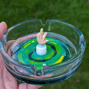 Rick and Morty Inspired Portal Ashtray. Rick and Morty Gift. Peace ...