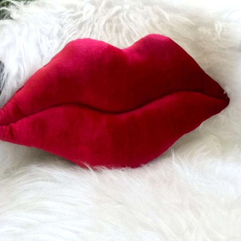 Lips Pillow - Etsy