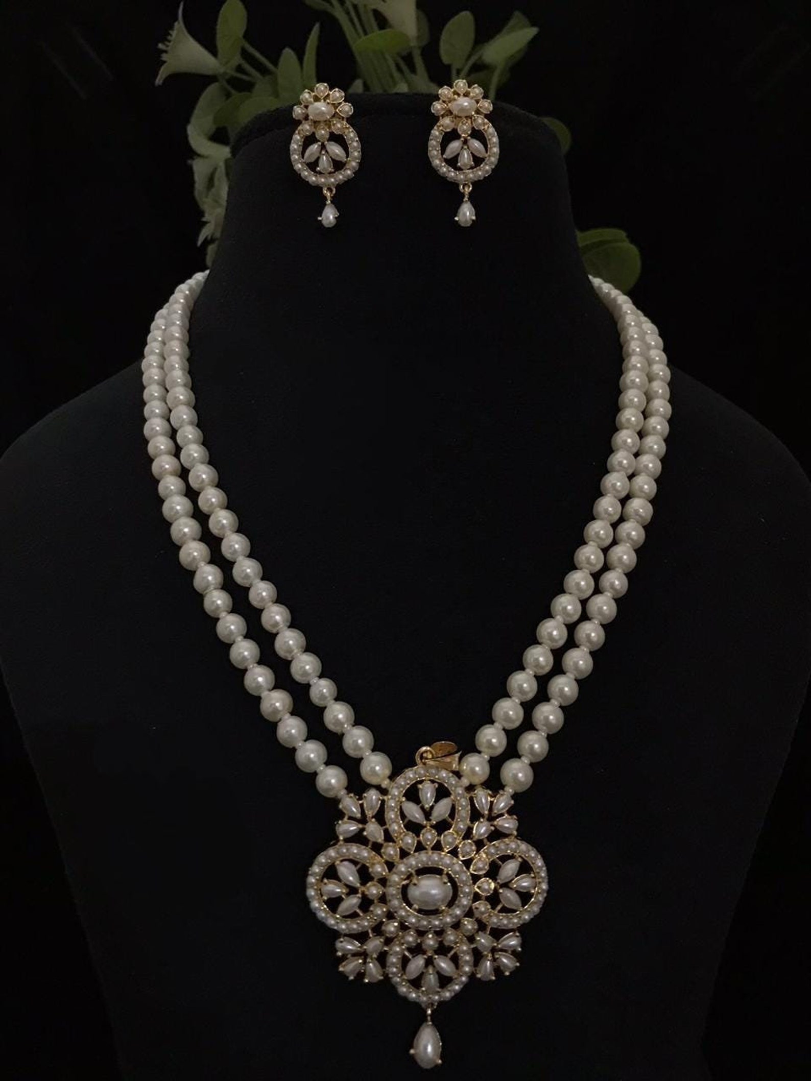 Antique Pearl Mala Set: Indian Fusion Necklace With Brass Earrings - Etsy