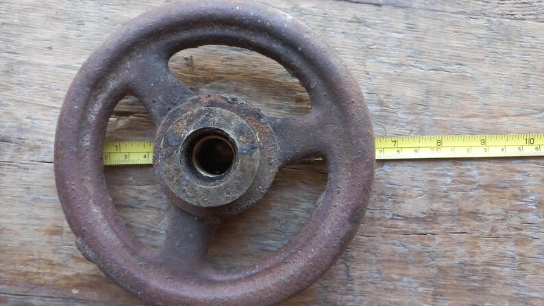 Vintage Rusty Cast Iron Flywheel: Steampunk Industrial Decor (6 Inch ...