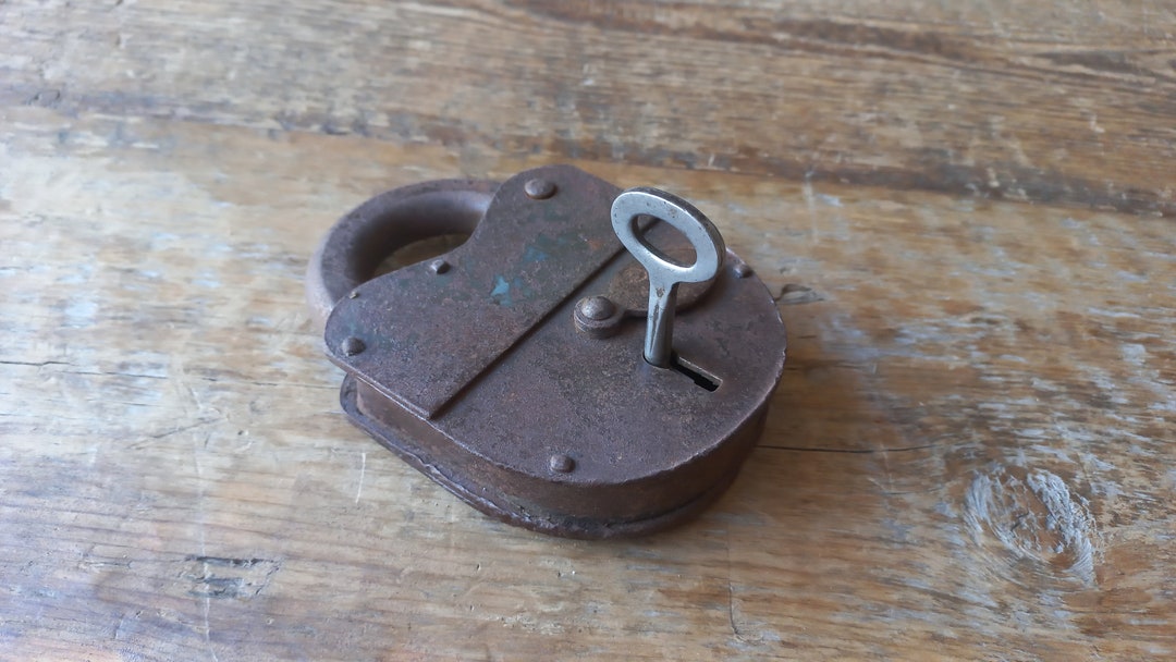 Antique Vintage Door Lock and Key, Old Iron Door Lock, Cast Iron ...