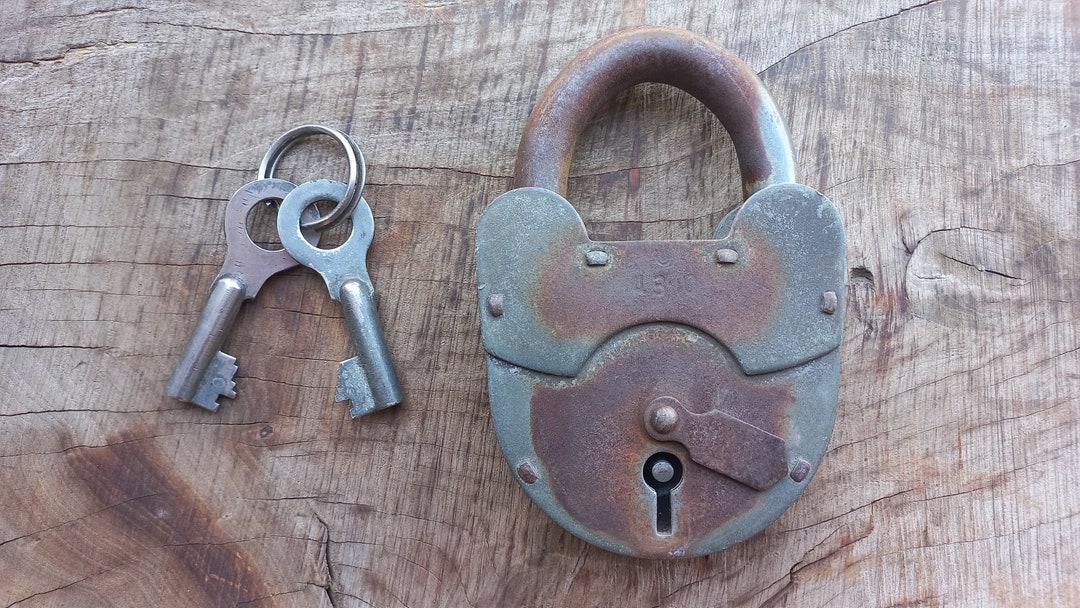 Antique Vintage Door Lock and Key, Old Iron Door Lock, Cast Iron ...
