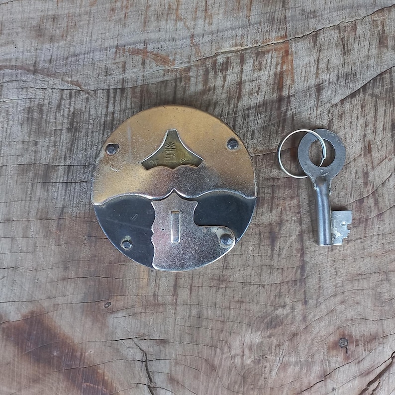 Antique Vintage Door Lock and Key, Old Iron Door Lock, Cast Iron ...