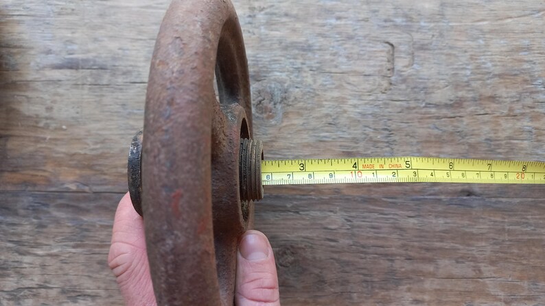 Vintage Rusty Cast Iron Flywheel: Steampunk Industrial Decor (6 Inch ...
