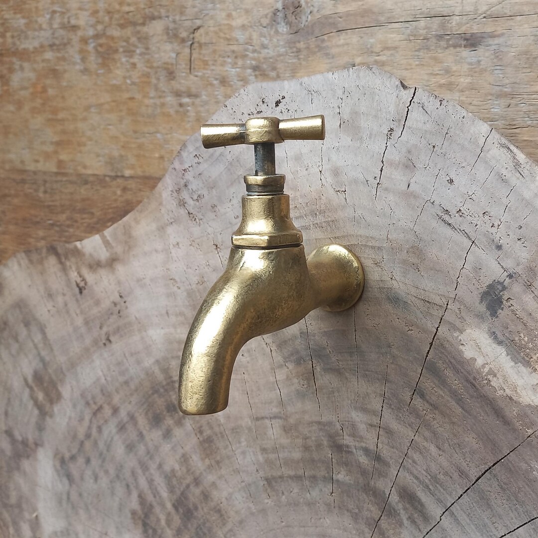 Vintage Bronze Water Tap Old Spigot Water Faucet Rustic Farmhouse Tap ...
