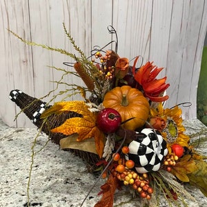 Cornucopia Centerpiece/ Thanksgiving Centerpiece/autumn Fall - Etsy