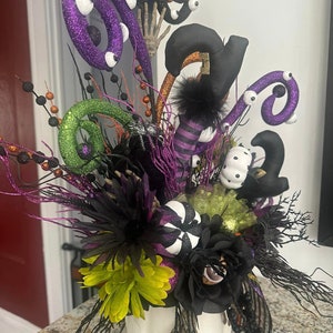 Spooktacular Halloween Table Decor. Festive Centerpieces and ...