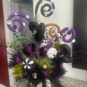 Spooktacular Halloween Table Decor. Festive Centerpieces and ...