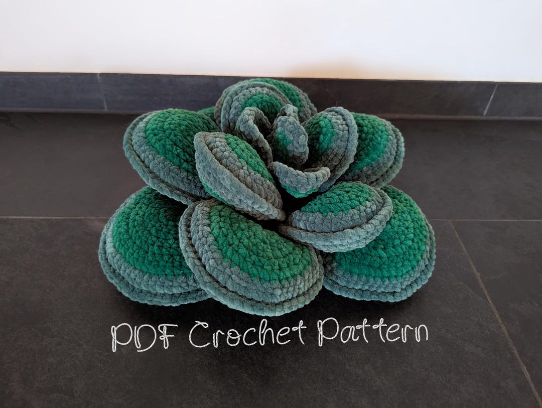 Crochet Succulent Pillow Pattern: Round Leaf Spiral (PDF Pattern) - Etsy