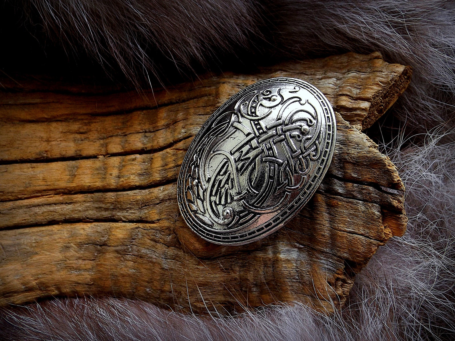 Fibule broche viking fafnir en métal couleur argent noircit | Etsy