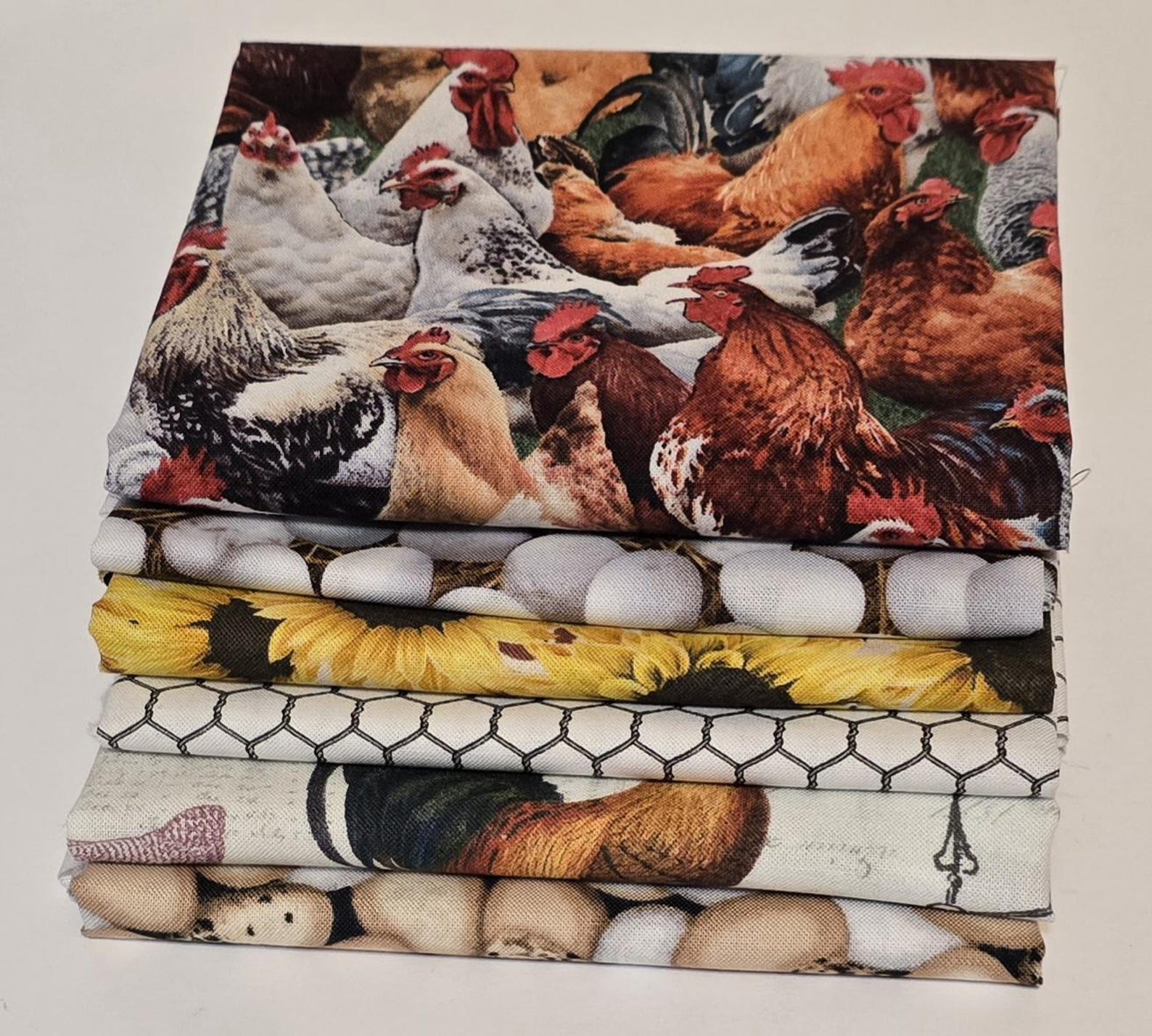 Chicken Fabric Bundle. 6 Fabrics in Fat Quarter and 1/2 Yard Bundles ...
