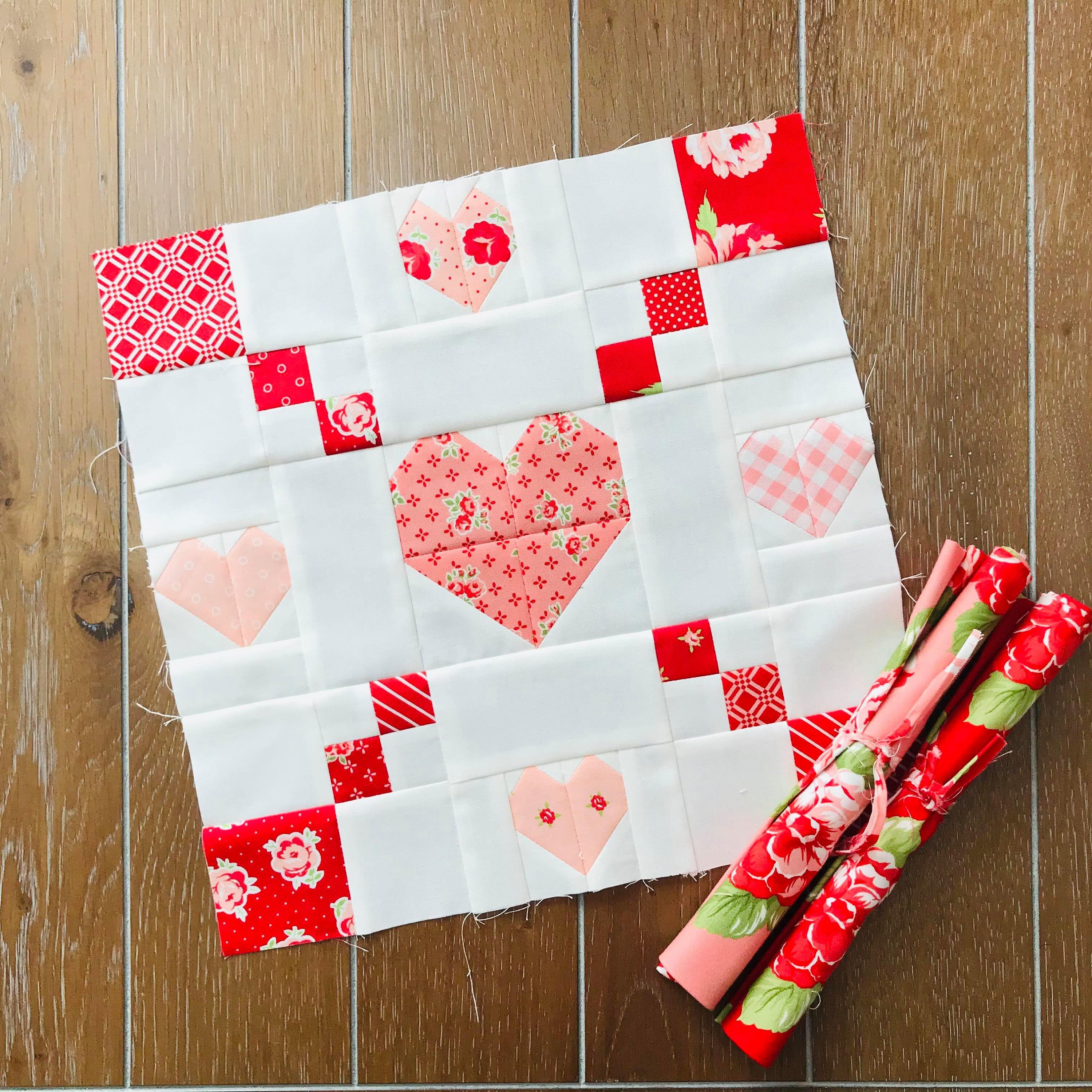 Hearts Crossing Quilt and Table Runner Paper Pattern - Etsy