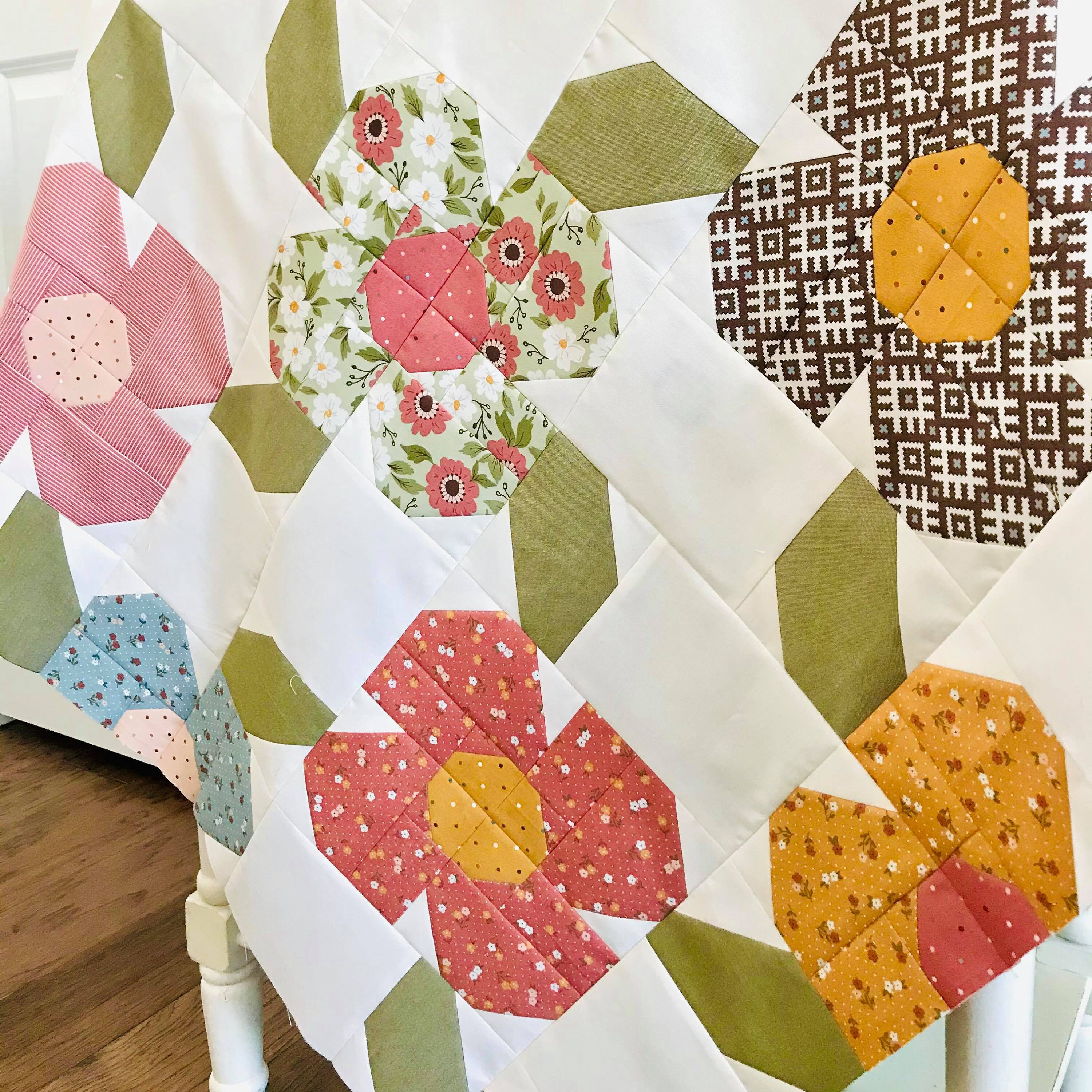 Along the Meadow Quilt PDF Pattern - Etsy